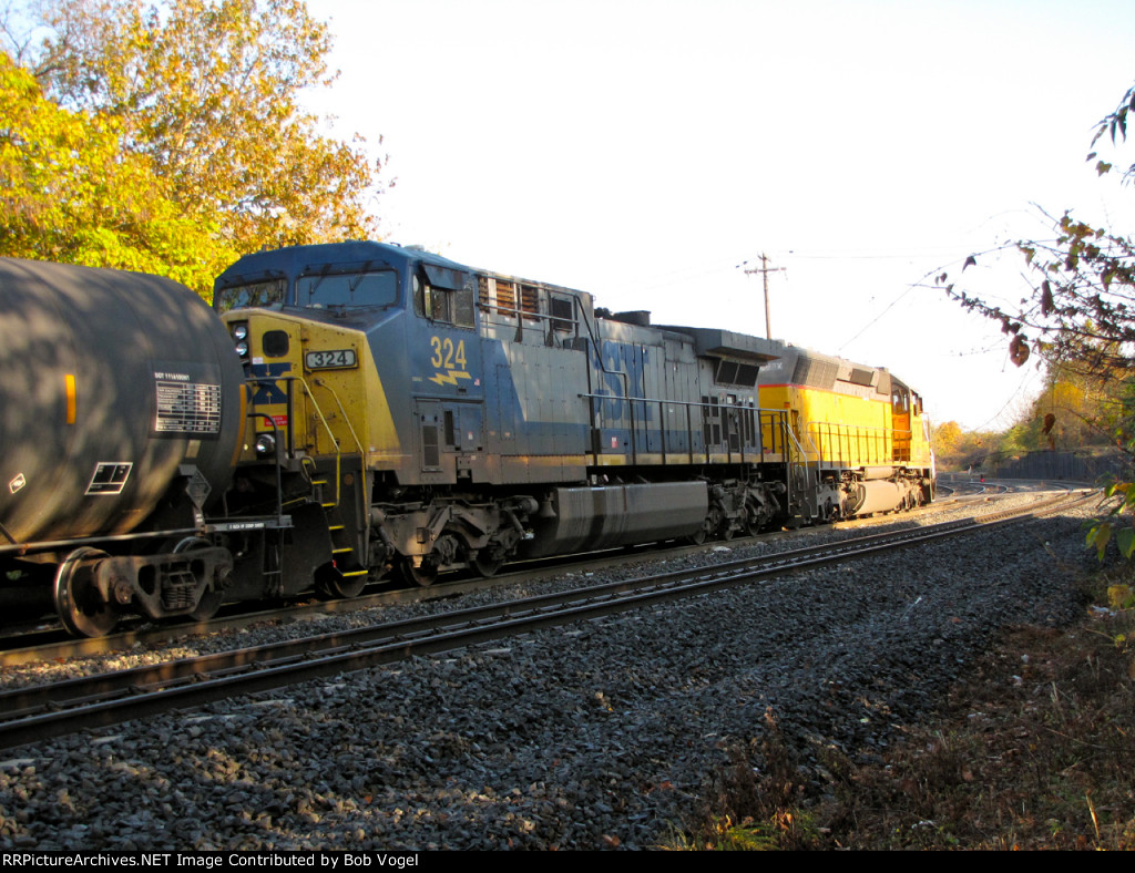 CSX 324 and OFOX 2787
